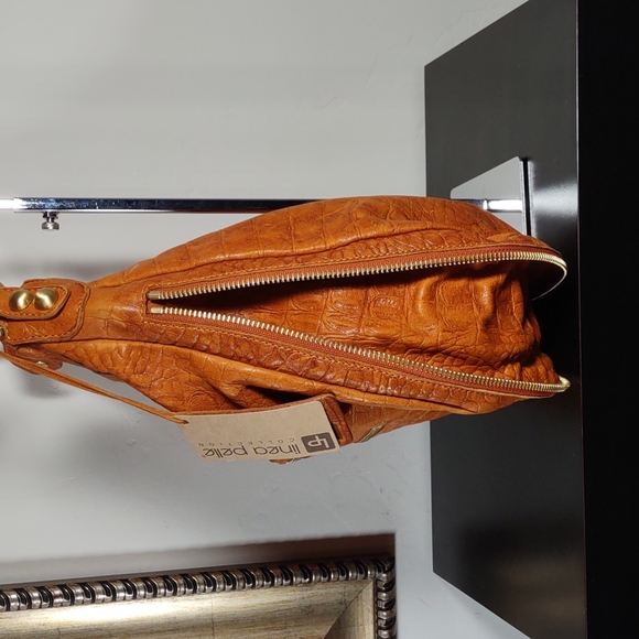 Linea Pelle Collection | Bags | Linea Pelle Collection Cognacburnt ...